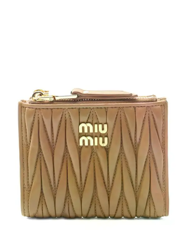 Miu Miu 2010s Matelasse Bi-fold Leather Wallet - Neutrals