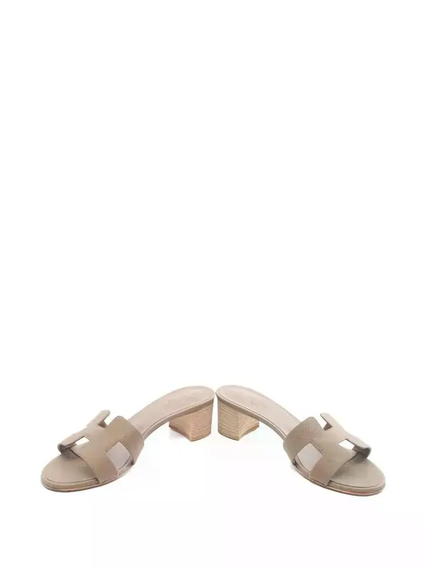 Hermès 2000s Oasis Leather Sandals