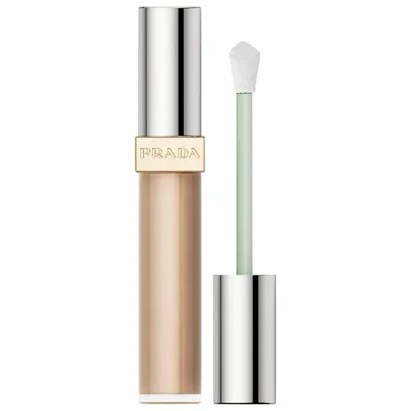 Prada Micro-correcting Blurring Concealer With Peptides - Mn4