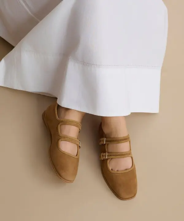 Jenni Kayne Wren Flat - Tan