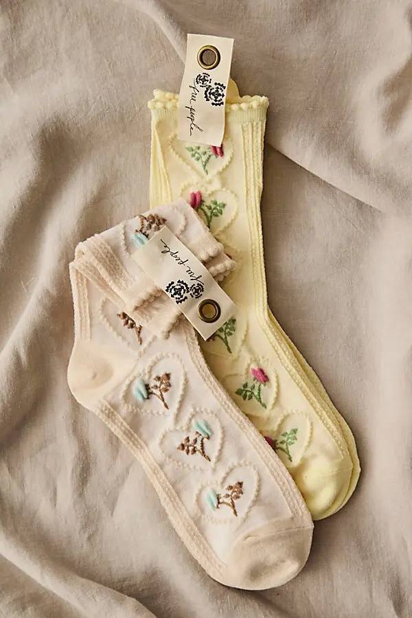 Free People Heart Blooms Crew Socks - Pearled Ivory