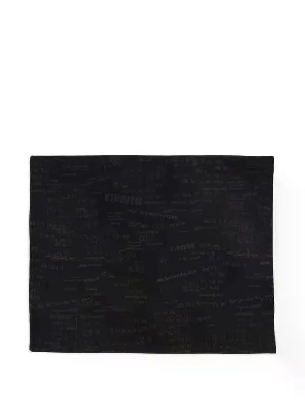MAISON MARGIELA Jacquard Logo Scarf - Black