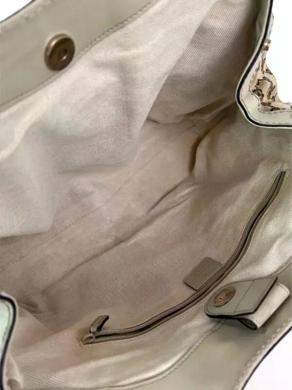 Gucci Medium Sukey Sima Gg Shoulder Bag - Neutrals