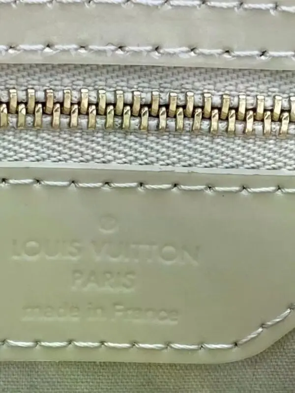 LOUIS VUITTON Avalon Mm Monogram Tote