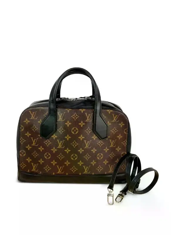 LOUIS VUITTON Dora Mm Monogram Shoulder Bag