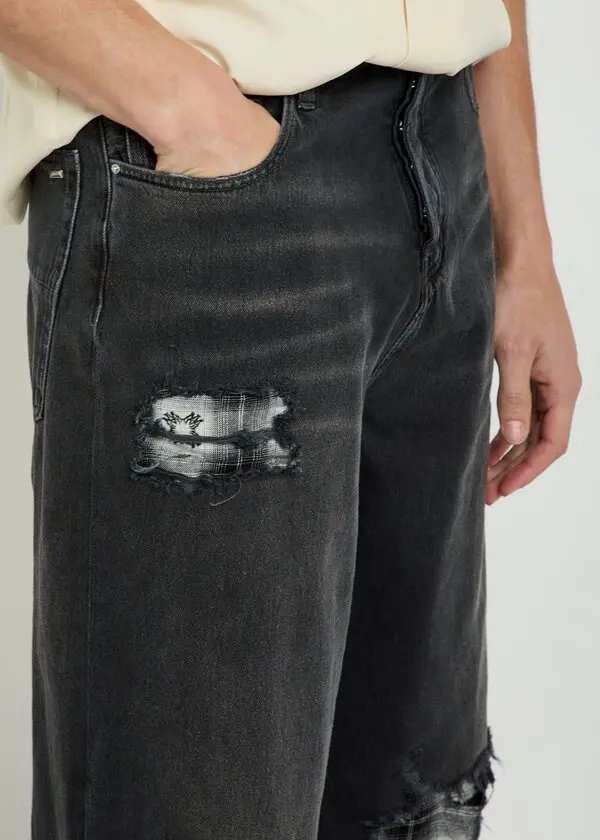 Amiri Distressed Relaxed-leg Jeans - Black