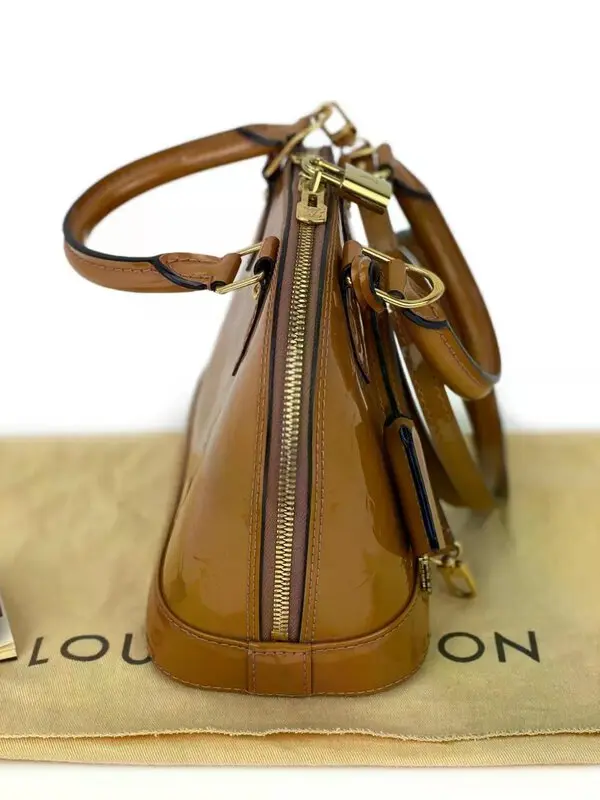 LOUIS VUITTON Monogram Vernis Alma Shoulder Bag - Brown