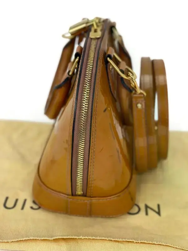 LOUIS VUITTON Monogram Vernis Alma Shoulder Bag - Brown