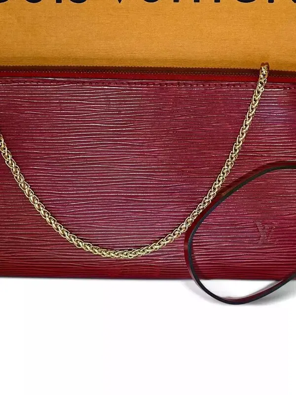 LOUIS VUITTON 24 Epi Pochette Accessoires Clutch - Red