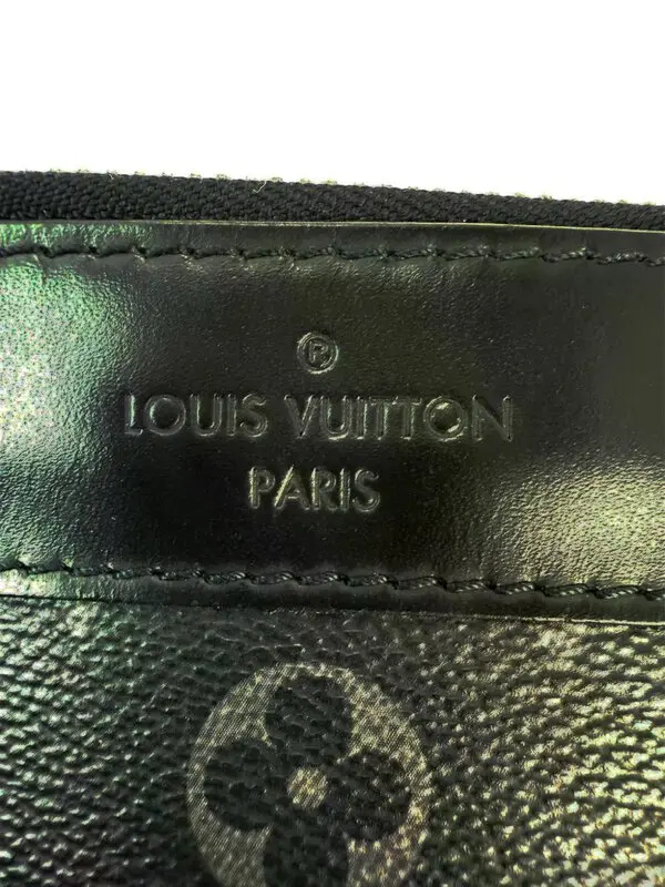 LOUIS VUITTON Monogram Gm Discovery Pochette