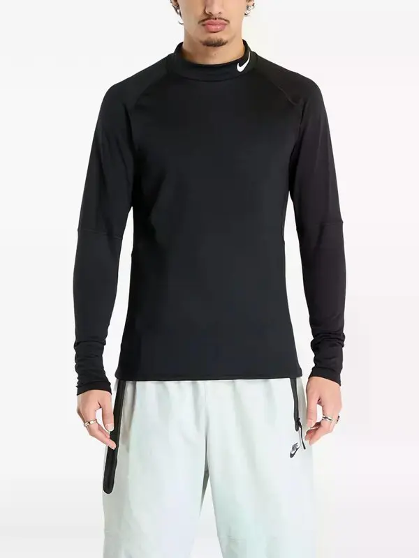 Nike Long-sleeved Slim Fit T-shirt