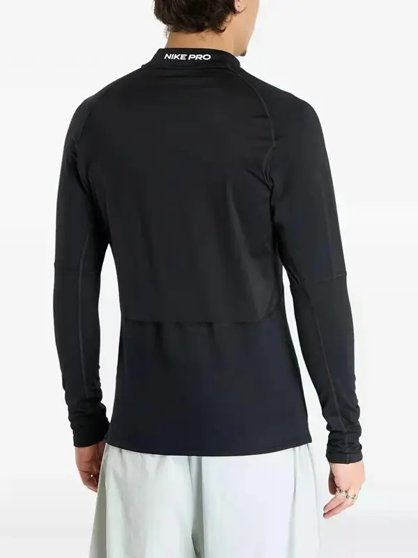 Nike Long-sleeved Slim Fit T-shirt