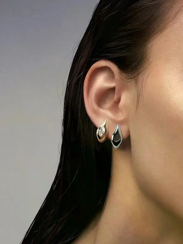 LOEV 14kt Recycled Diamond Huggie Hoop Earrings