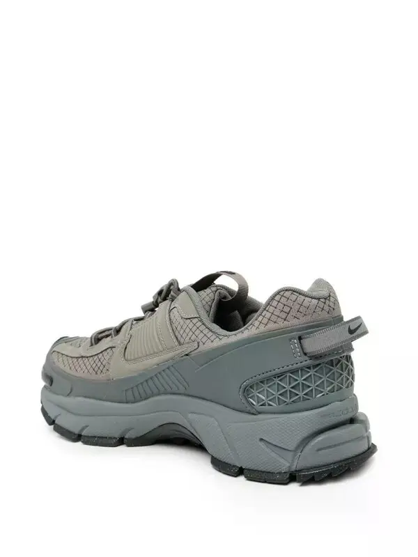 Nike Zoom Vomero Roam Sneakers