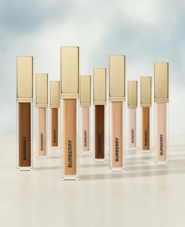 Burberry Beyond Wear Perfecting Concealer - 140 Deep Warm