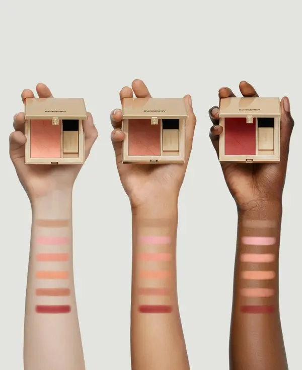 Burberry Outdoor Blush - 93 Russet Leaves