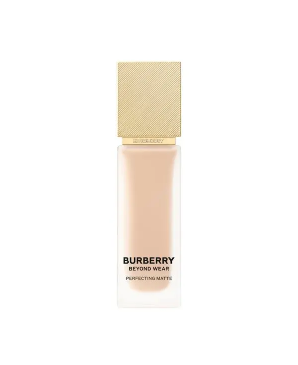 Burberry Beyond Wear Perfecting Matte Foundation - 30 Light Cool