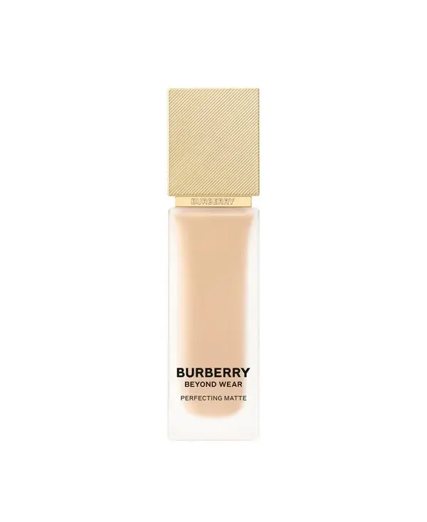 Burberry Beyond Wear Perfecting Matte Foundation - 30 Light Warm