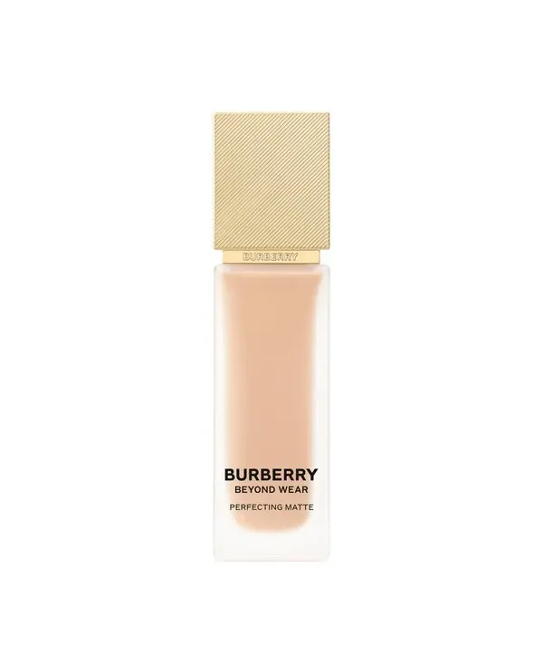 Burberry Beyond Wear Perfecting Matte Foundation - 40 Light Cool