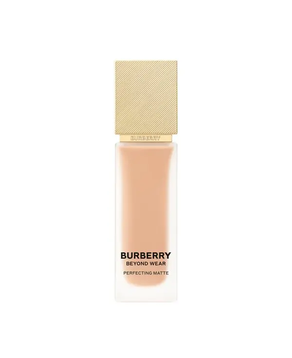 Burberry Beyond Wear Perfecting Matte Foundation - 45 Light Neutral
