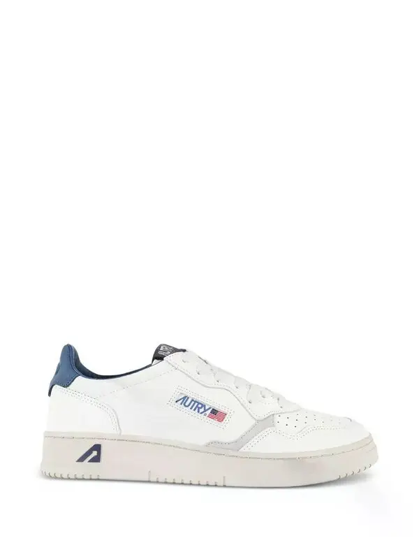 AUTRY Medalist Trainers With Suede Detailing - White