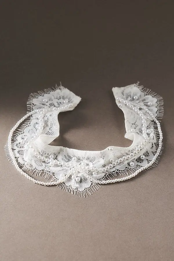 UNTAMED PETALS Lyra Lace Choker Necklace - White