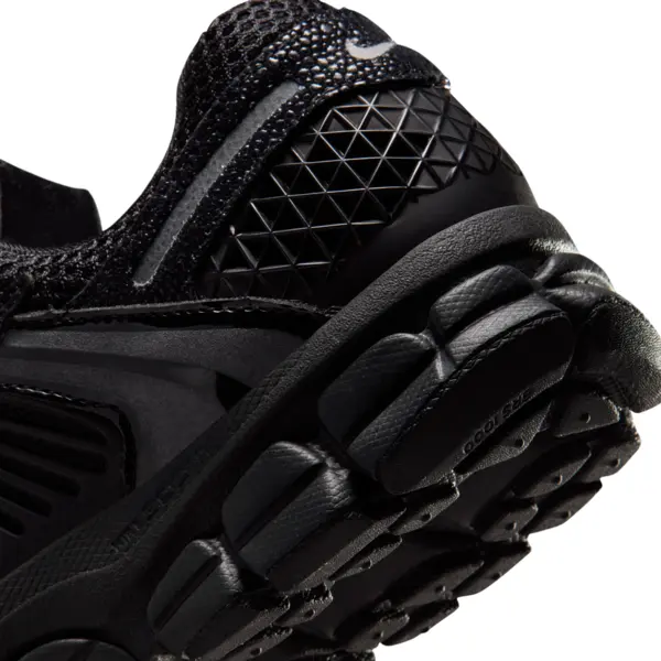 Nike Zoom Vomero Sneakers - Black