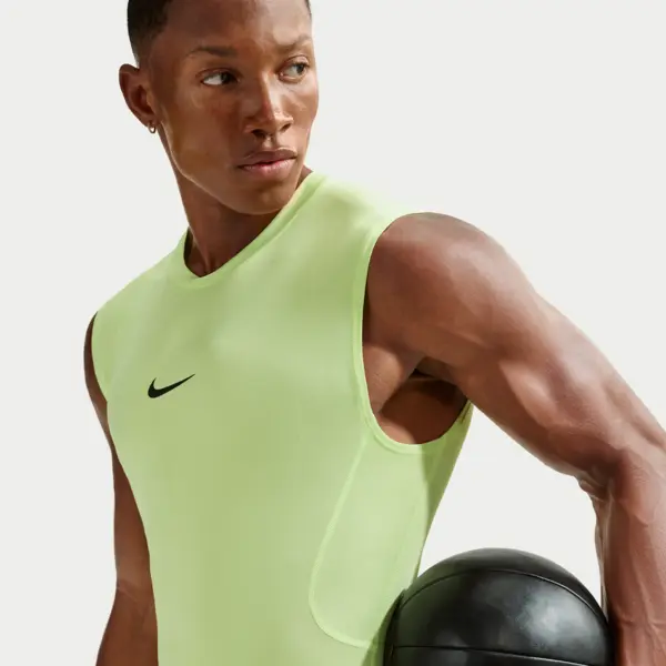 Nike Pro Dri-fit Tight Sleeveless Fitness Top - Green