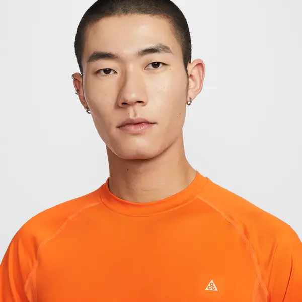 Nike Dri-fit Long-sleeve Base Layer