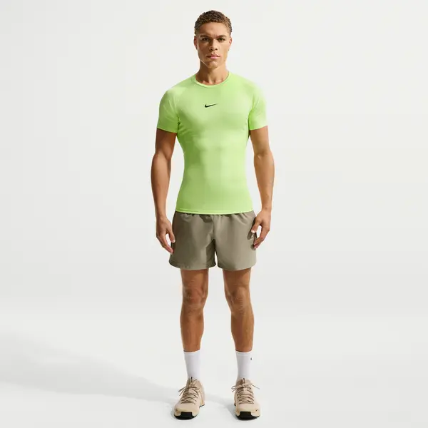 Nike Pro Dri-fit Tight Short-sleeve Fitness Top
