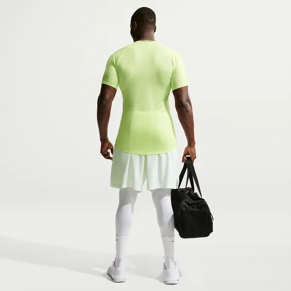 Nike Pro Dri-fit Tight Short-sleeve Fitness Top