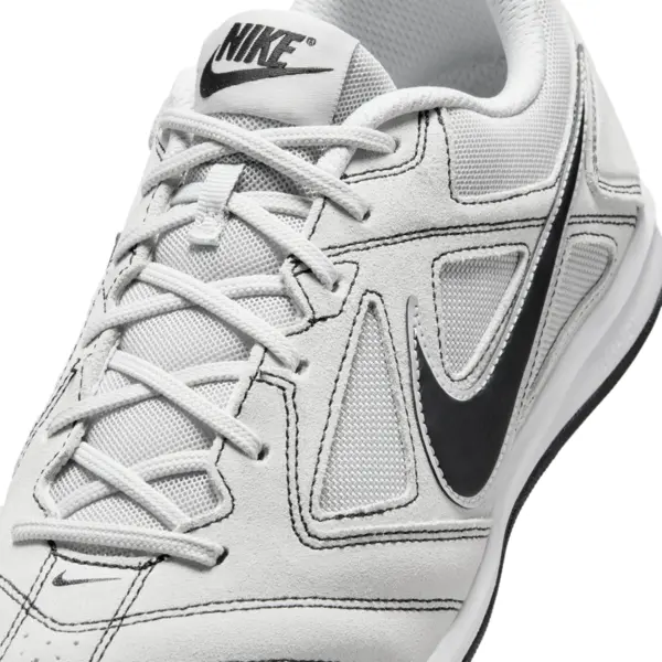 Nike Gato Sneakers
