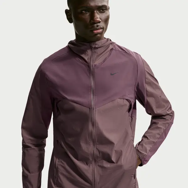 Nike Stride Plus Repel Running Jacket
