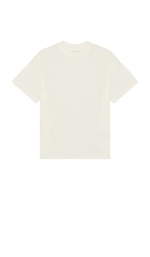 Fear Of God Essential Tee In . Also