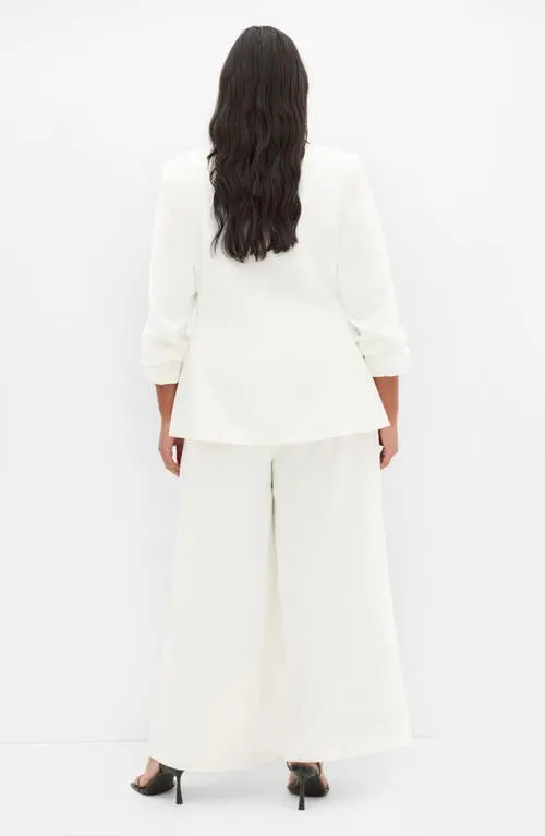 City Chic Abbie Ruched Sleeve Blazer - Ivory