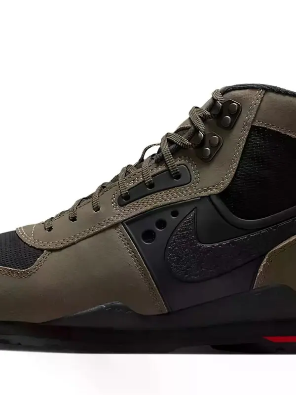 Nike Baltoro Lace-up Sneakers - Brown