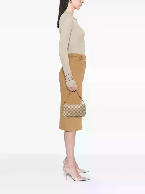 LOUIS VUITTON 2011 Damier Azur Pochette Accessoires - White