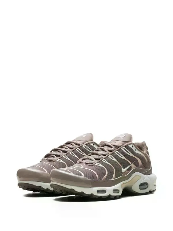 Nike Air Max Plus Sneakers - Brown