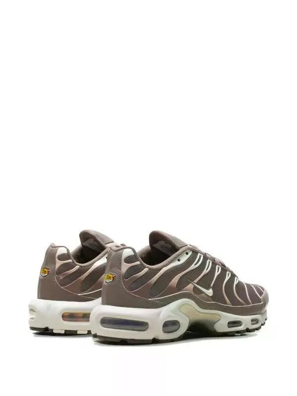 Nike Air Max Plus Sneakers - Brown