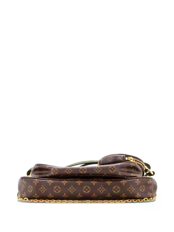 LOUIS VUITTON Multi Pochette Accessoires Monogram Canvas