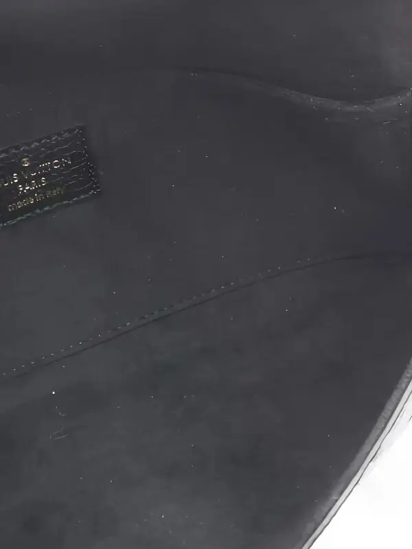 LOUIS VUITTON Félicie Leather Shoulder Bag