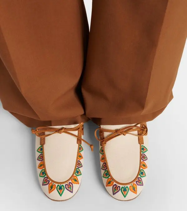 Etro Embroidered Canvas Boat Shoes - Beige