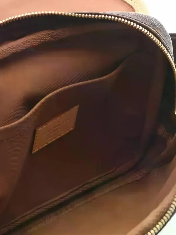 LOUIS VUITTON 2006 Bosphore Monogram Belt Bag - Brown