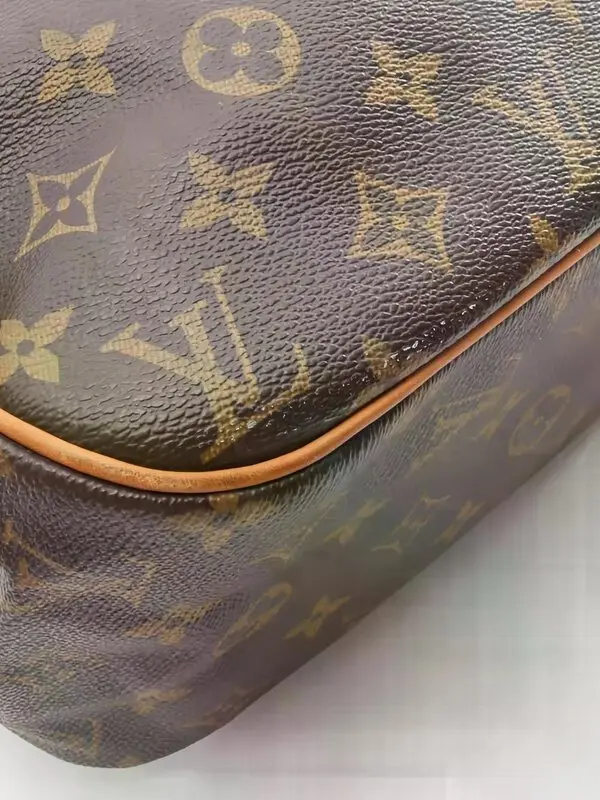 LOUIS VUITTON 2007 Batignolles Monogram Shoulder Bag