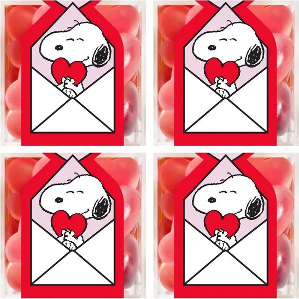 SUGARFINA X Peanuts™ Snoopy Set Of 4 Strawberry Hearts Candy Cubes - No Color