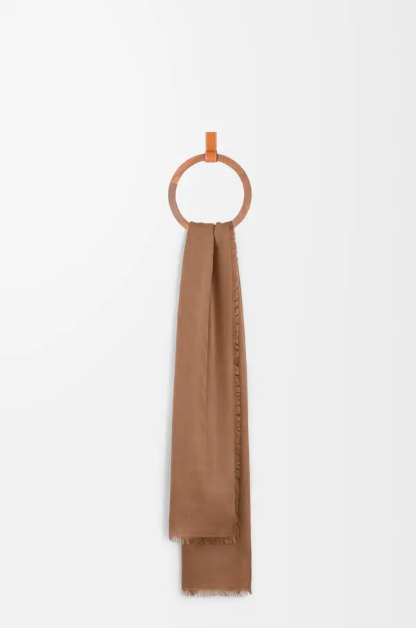 Loewe Scarf In Wool And Silk - Mocha