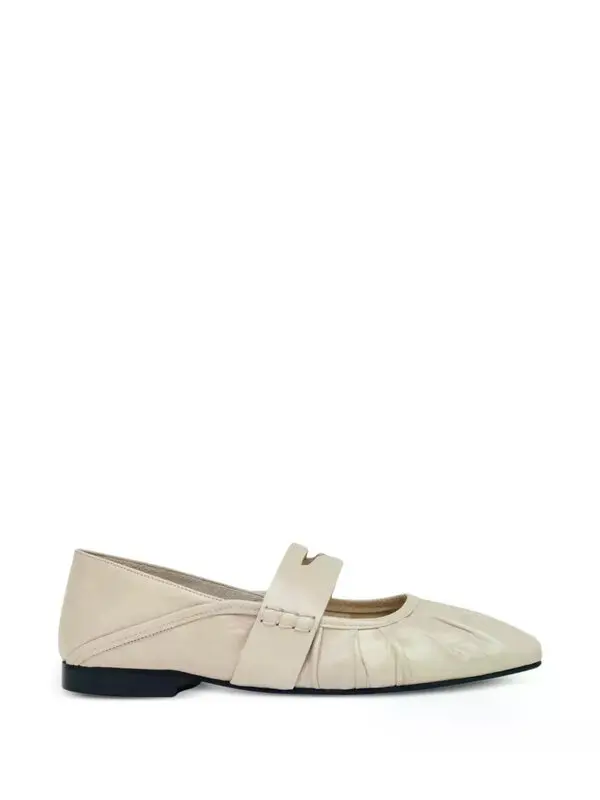 ALOHAS Pleated Leather Ballet Flats