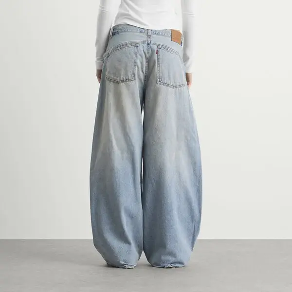LEVI'S Super Baggy Barrel Jeans