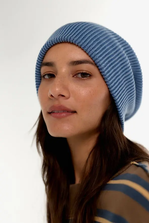 Free People Lou Slouchy Beanie - Denim
