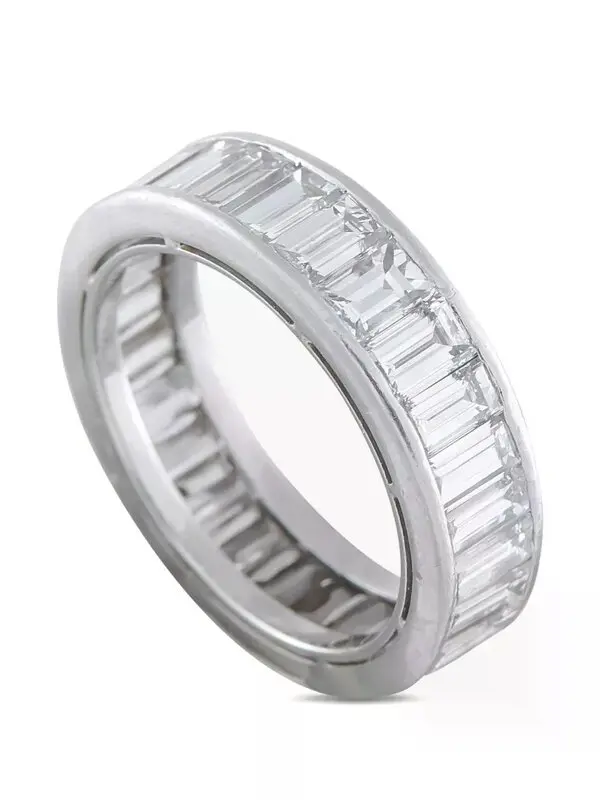 Harry Winston Eternity Diamond Ring - Silver